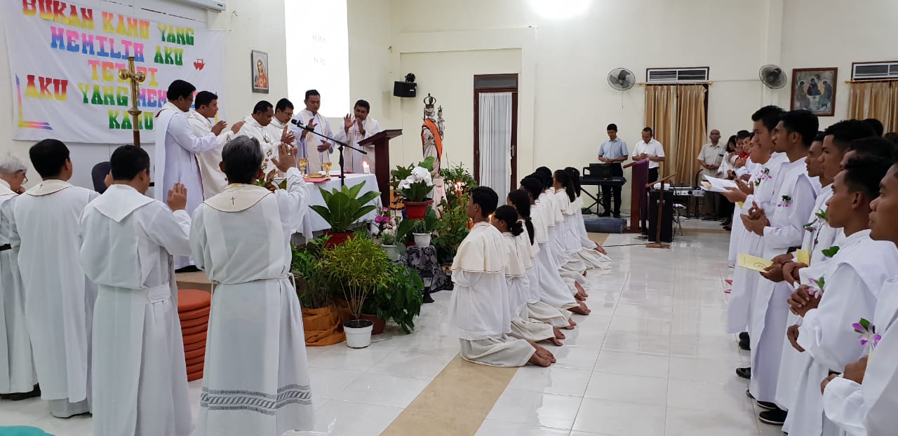 Potret Kaul Perdana Frater Novis dan Penerimaan Para Novis SS.CC – SSCC ...